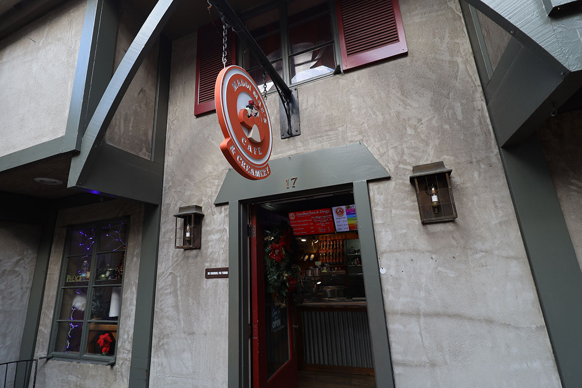 Maddi Mae's Cafe: A Hidden Gem in Gatlinburg's Village Shopping Center ...